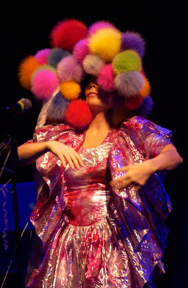 The 11 Iconic Bjork Outfits That I'll Be Looking For At Her Upcoming ...