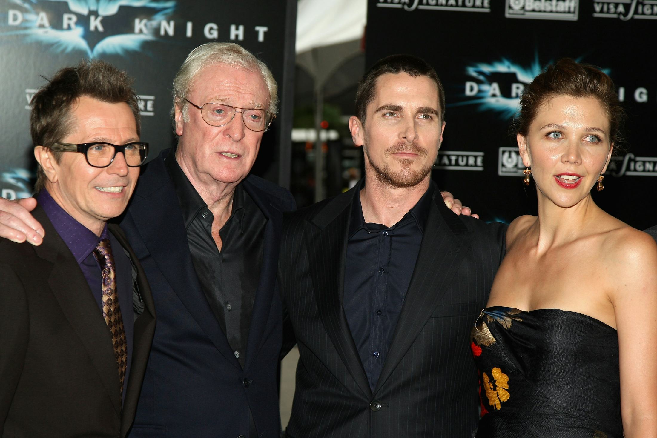 Will Selina Kyle & Bruce Wayne End Up Together on 'Gotham'? DC Comics ...