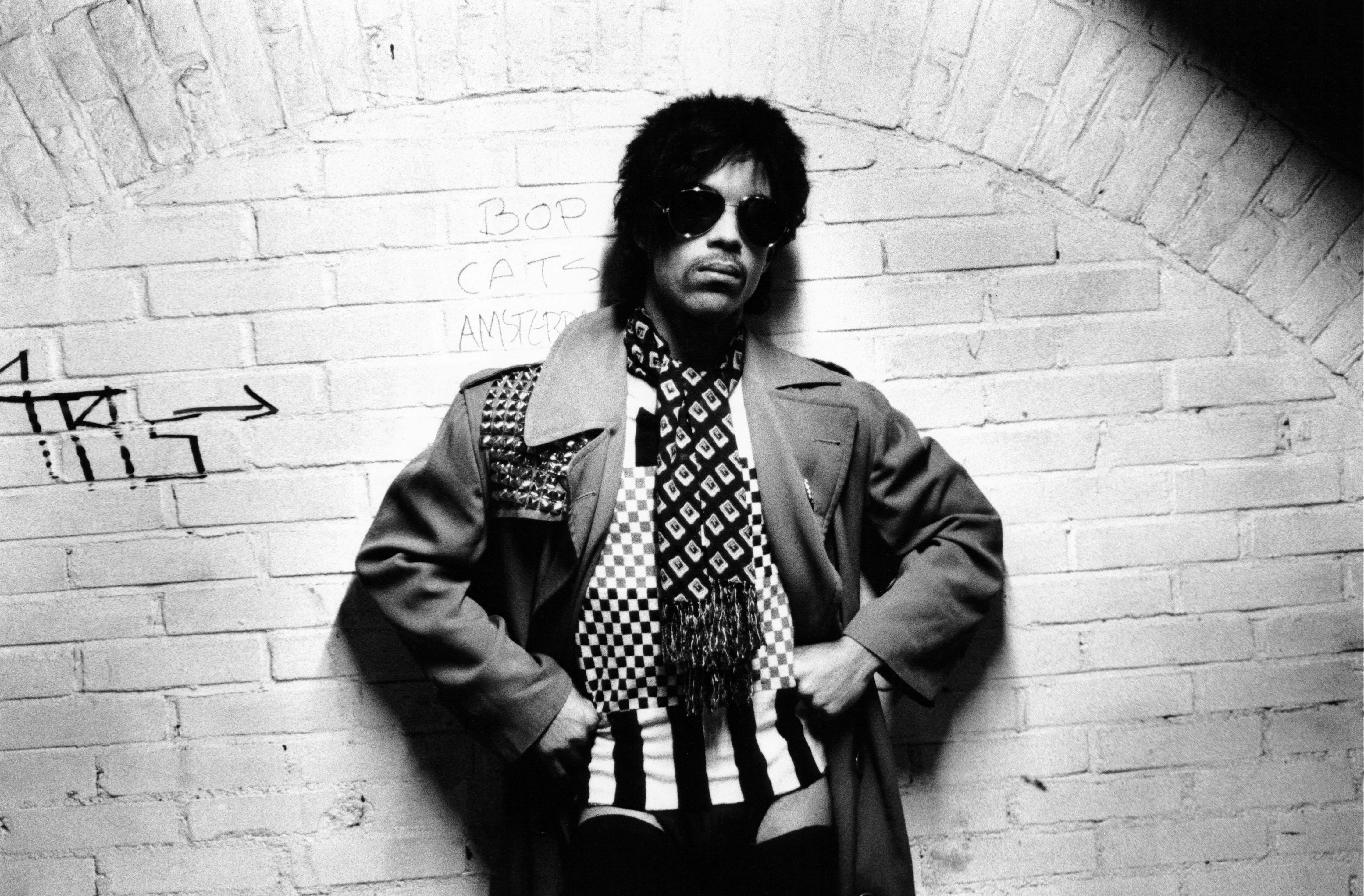 Prince's Most Iconic Outfits Are Just A Sampling Of His Incredible ...