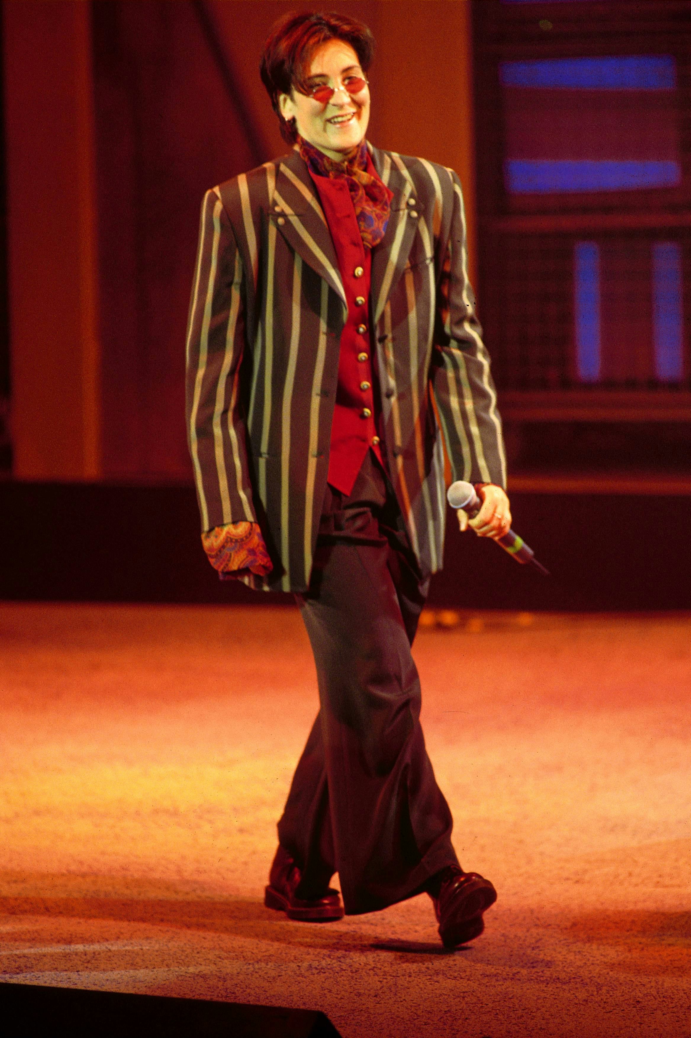 26 Gender Bending Fashion Moments From The '90s That Were Everything ...