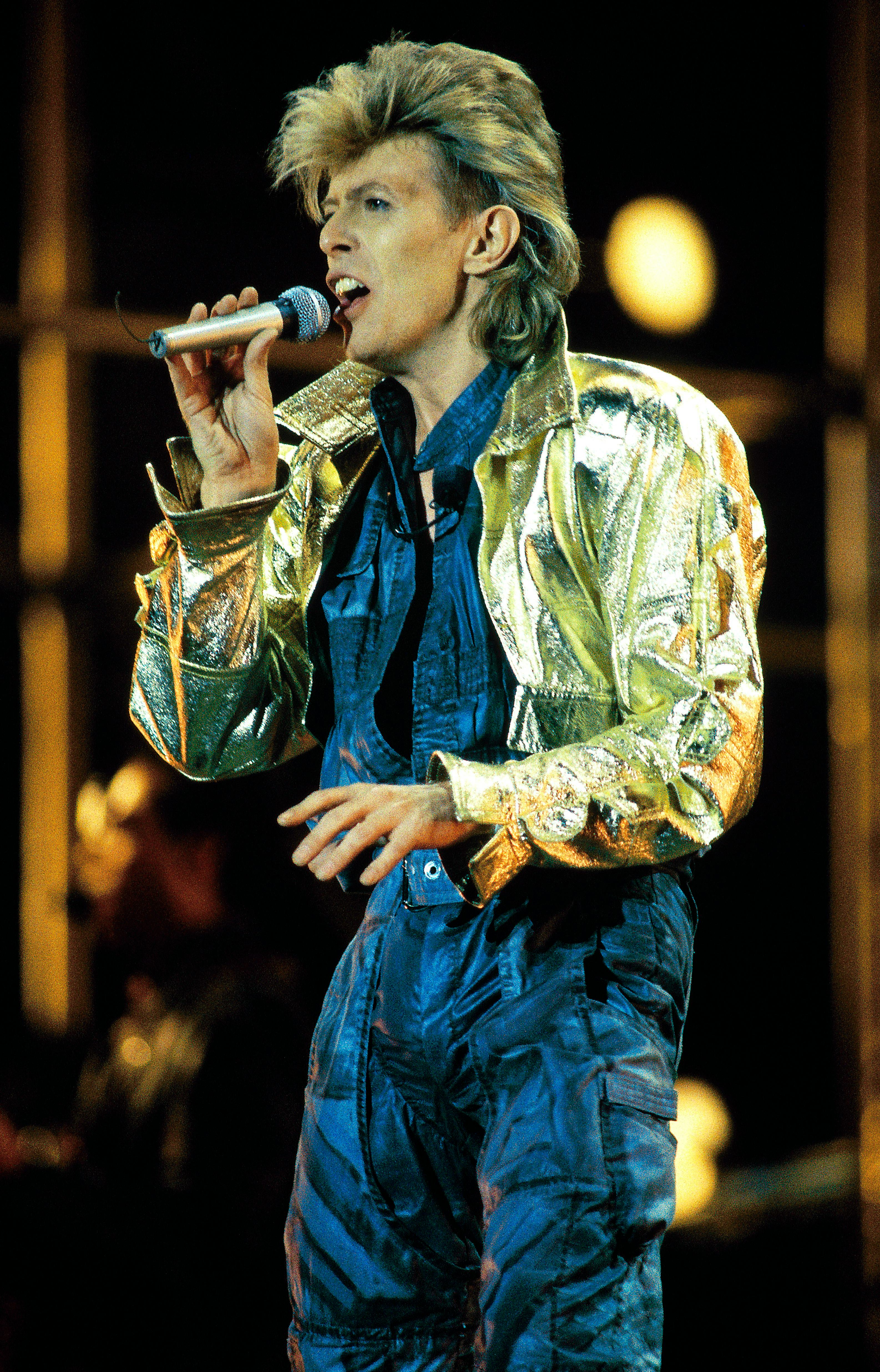 David Bowie's 13 Most Influential Looks — PHOTOS