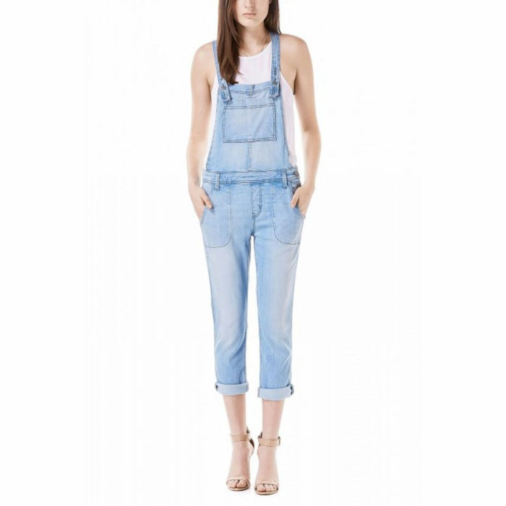 8 "Unflattering" Clothes Every Woman Should Own In Their Wardrobe — PHOTOS