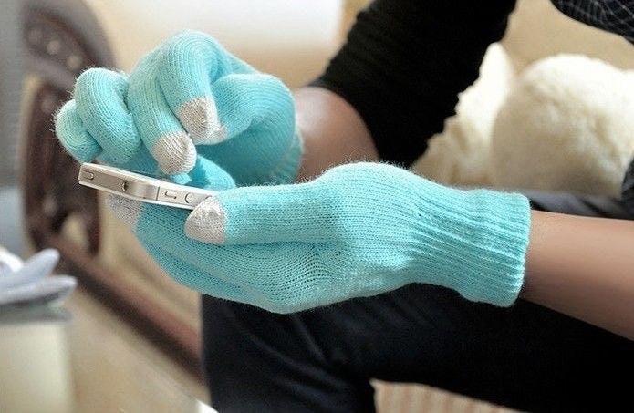 The 7 Best Touchscreen Gloves That'll Keep Your Fingers Warm While You ...