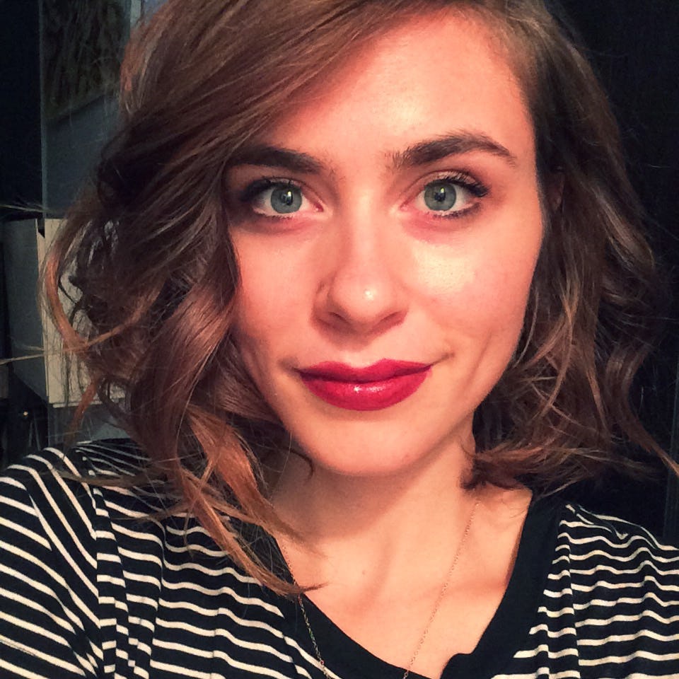 How To Wear Lipstick With Chapped Lips — PHOTOS