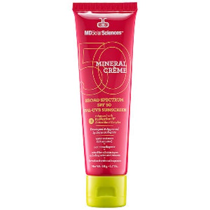 9 Best Sunscreens To Wear Under Makeup Because Your Skin Deserves It ...