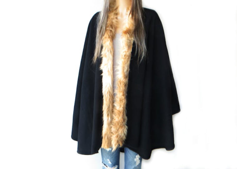 13 Oversized Ponchos That Will Make This Old Trend Feel New Again — PHOTOS