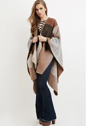 13 Oversized Ponchos That Will Make This Old Trend Feel New Again — PHOTOS