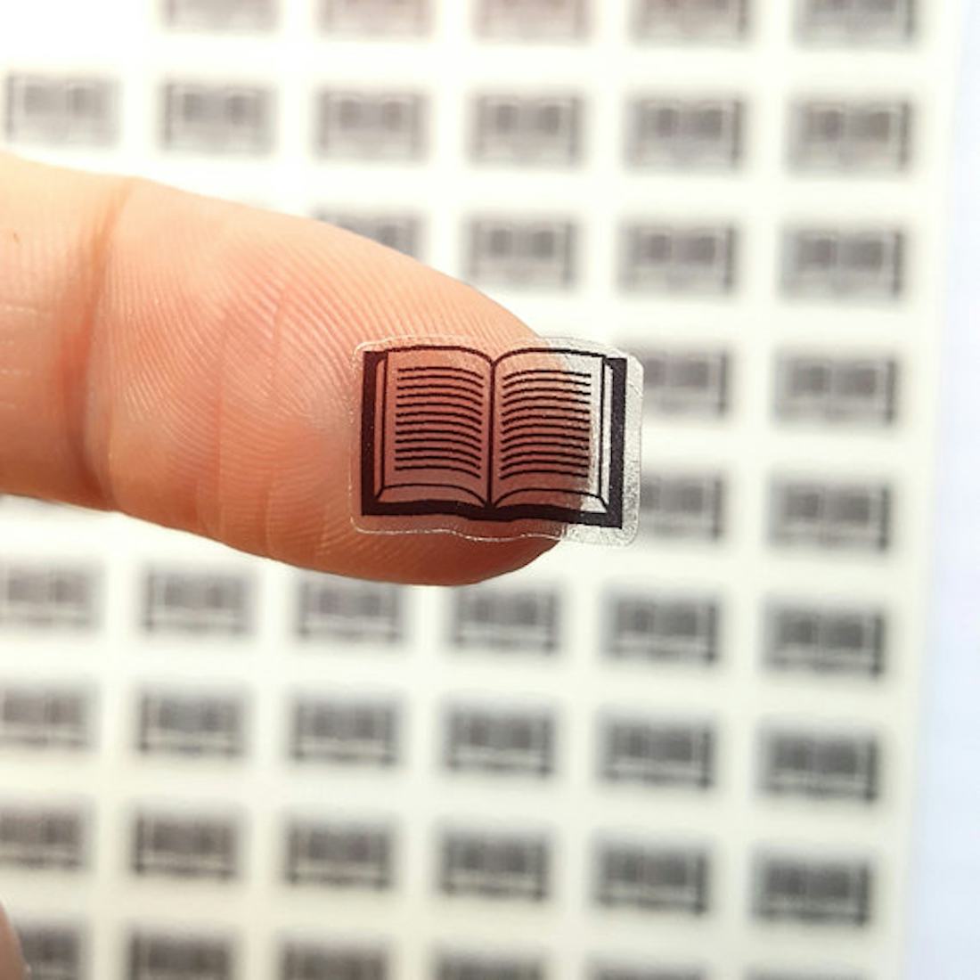 10 Etsy Accessories Every Book-Lover Needs In Their Life