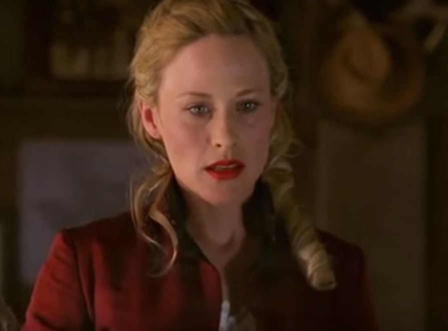 8 Last-Minute Halloween Costumes For Book-Lovers