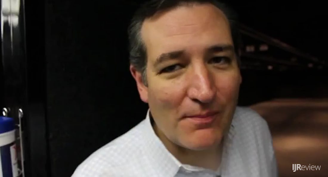 Ted Cruz Cooks Bacon In The Most Ridiculous Way — VIDEO
