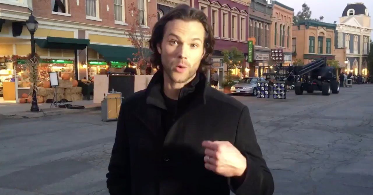 This Potential 'Gilmore Girls' Revival Spoiler Might Tell Us A Lot ...