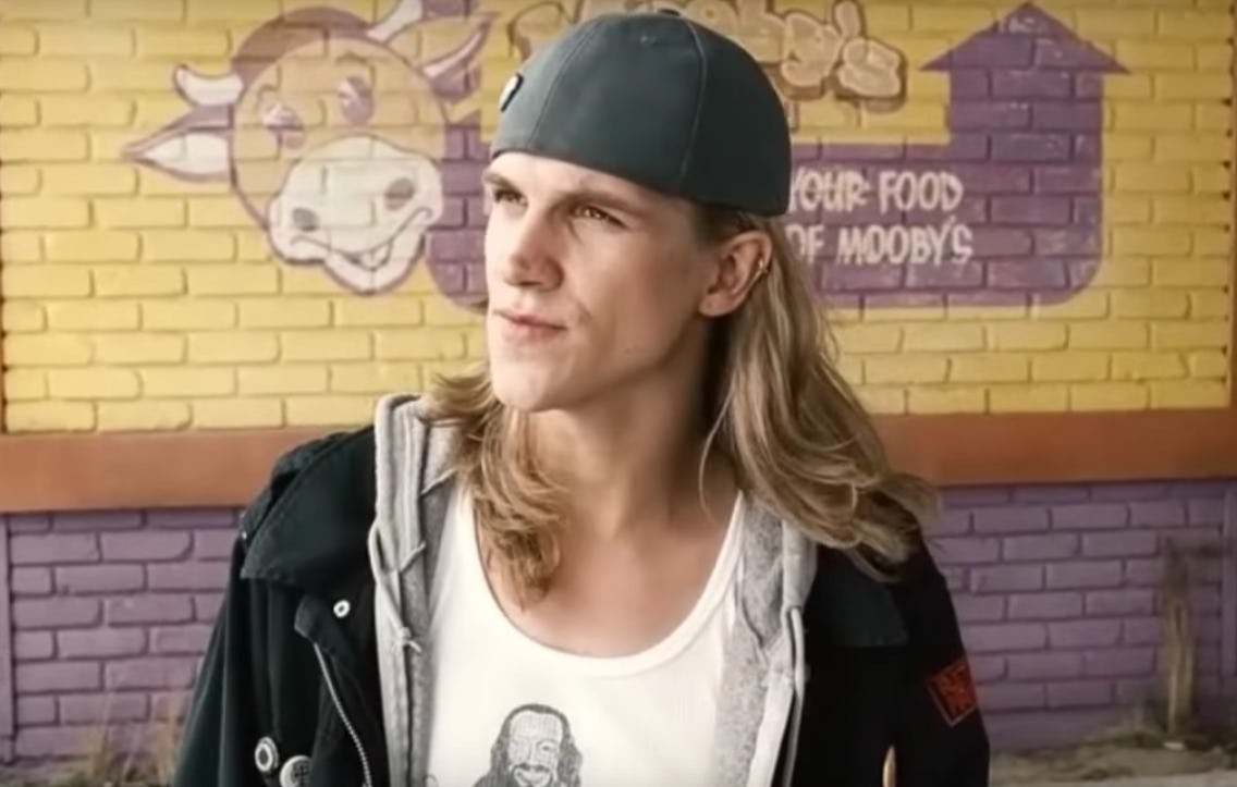 11 Characters You Thought Were Played By Someone Totally Different Than ...