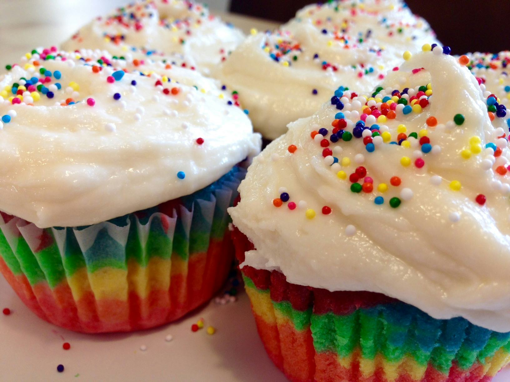 How To Make Rainbow Cupcakes So You Can Celebrate Pride Month With ...
