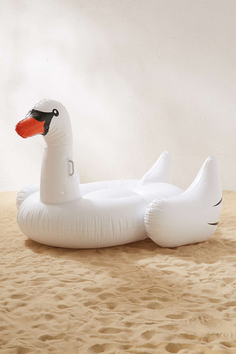 Where To Buy Rihanna's Swan Float So You Can Swim In Style, Just Like ...