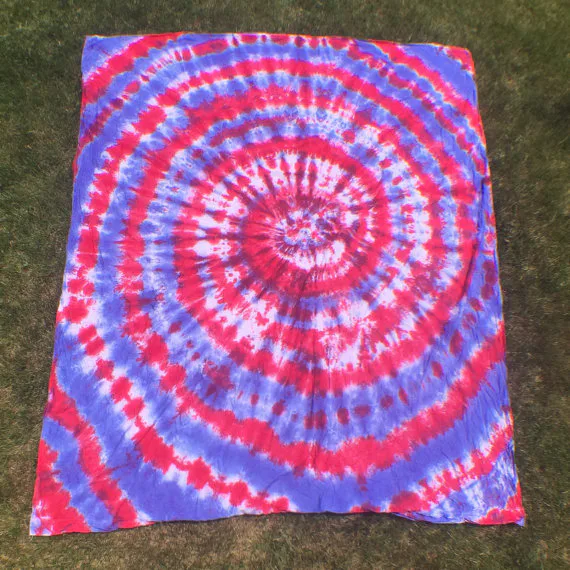 Red, White, And Blue Tie-Dye Ideas For The Fourth Of July