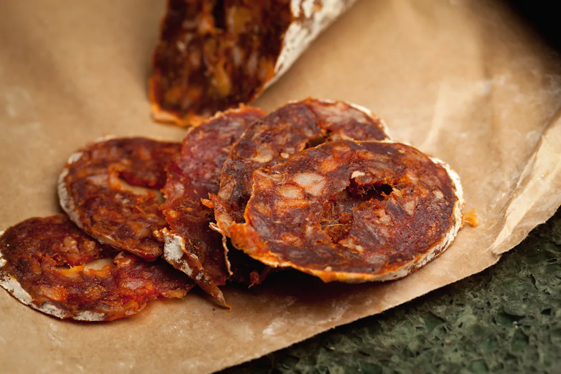 9 Beer And Sausage Pairings To Celebrate National Bratwurst Day ...
