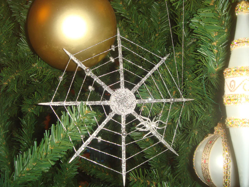 14 Christmas Traditions From Countries Around The World