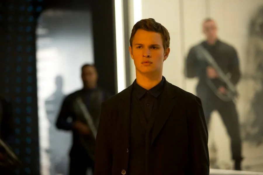 Will Tris Die In 'Ascendant'? The Last Divergent Movie Could Take A ...
