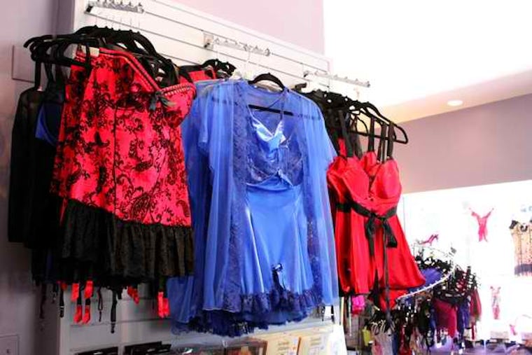 Chrystal Bougon of Curvy Girl Lingerie Talks Plus Size Fashion, Fat Sex ...