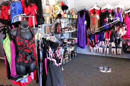 Chrystal Bougon of Curvy Girl Lingerie Talks Plus Size Fashion, Fat Sex ...