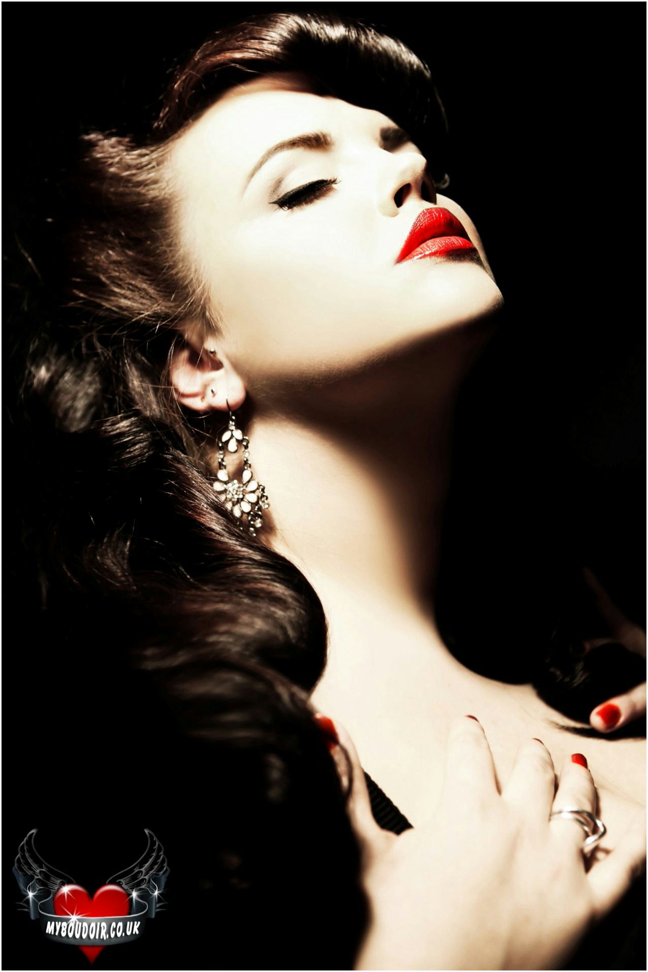 Plus-Size Model Georgina Horne Talks All Things Fashion