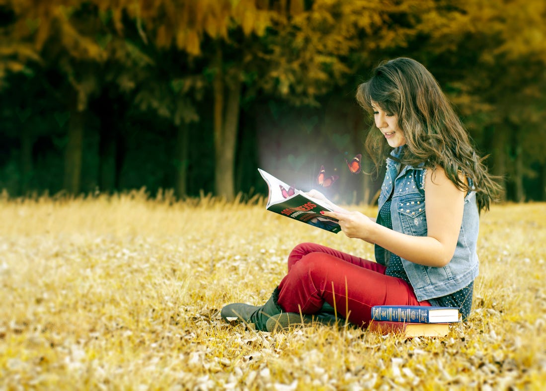 27 Beautiful Quotes On Reading And The Joy That It Brings