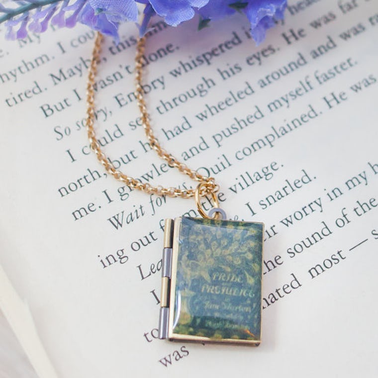 20 Charming Accessories Every Book-Lover Must Have