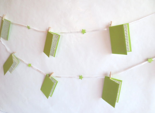 16 Literary Holiday Decorations That Book-Lovers Will Adore