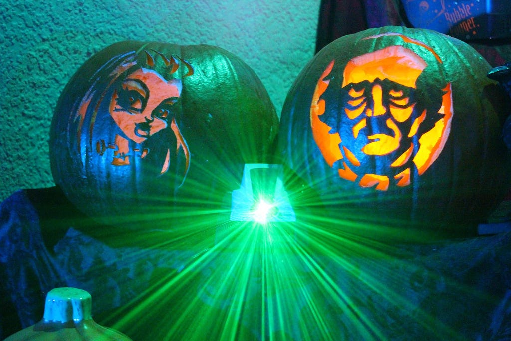 14 Awesome Literary Pumpkin Carving And Decorating Ideas To Try Out ...