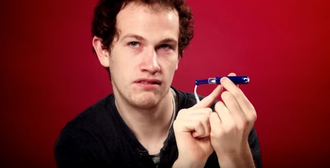 "Men Explain Tampons" Video Illustrates 10 Things About Tampons Guys ...