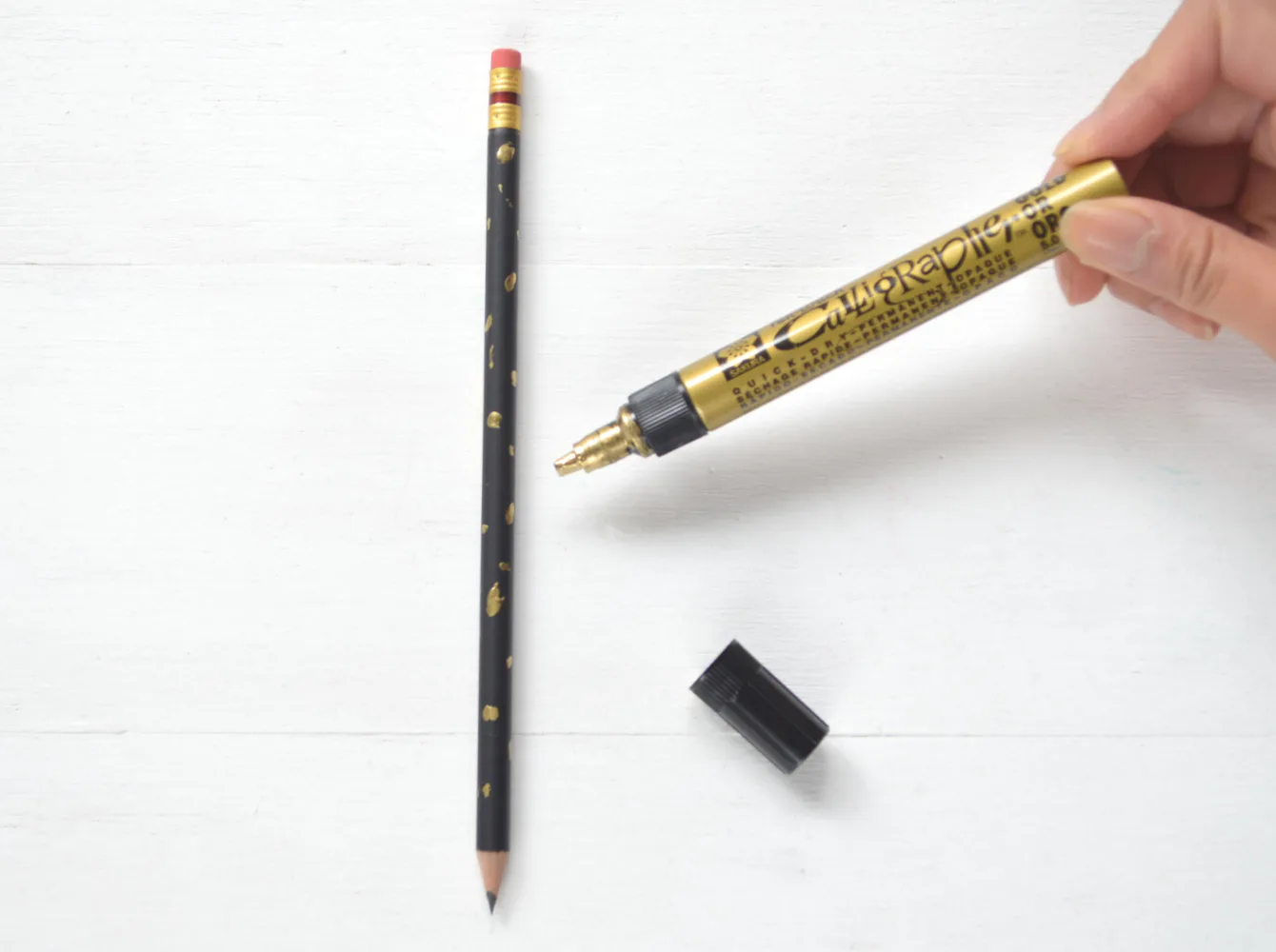 6 Pencil DIY Projects To Upgrade Your School Supplies Game Just In Time ...