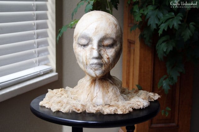 8 Scary Halloween Decorating Ideas To Transform Your Home Into A ...