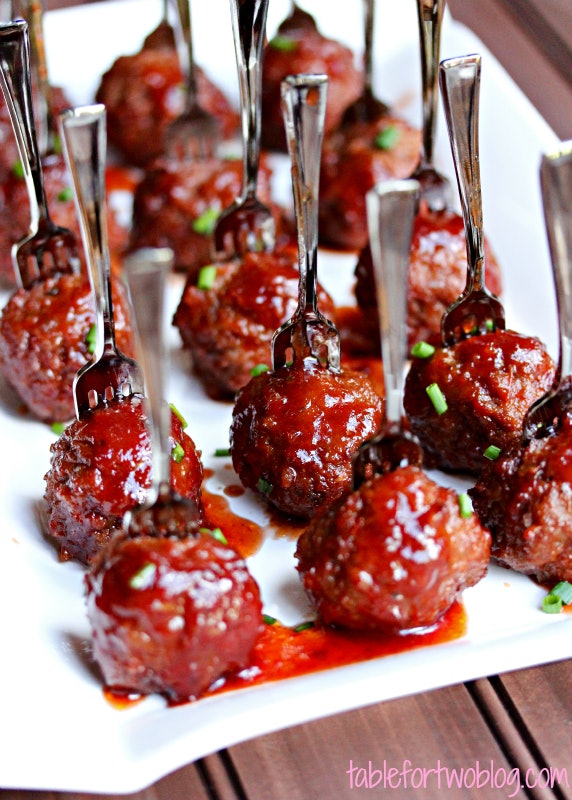 16 Crock Pot Party Recipes Thatll Have All Your Besties Swooning