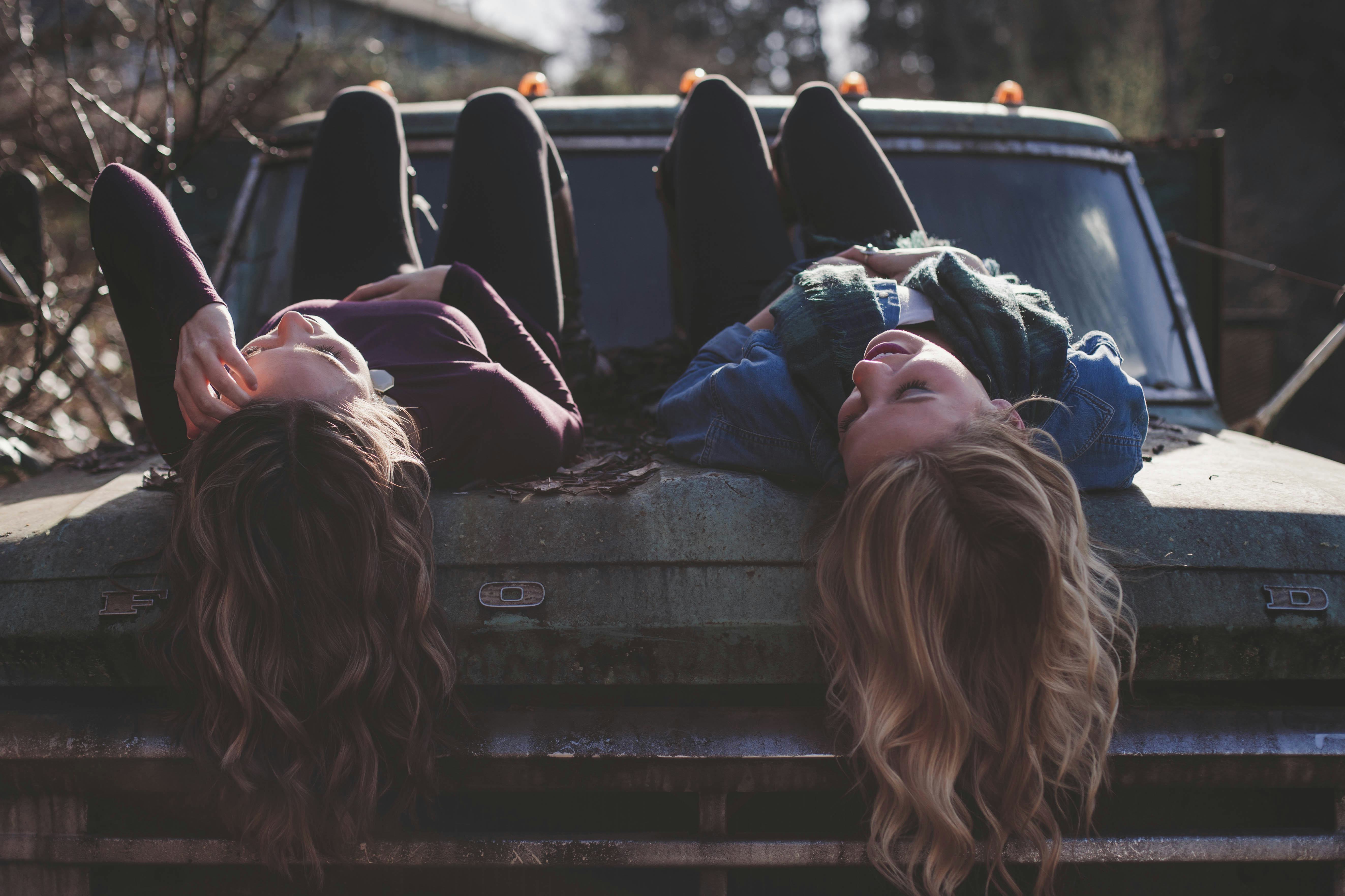 9 Signs You Don't Have Quality Friendships & How To Fix The Problem