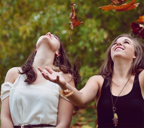 11 Ways To Make Friends More Easily Without Seeming Like You're Trying ...