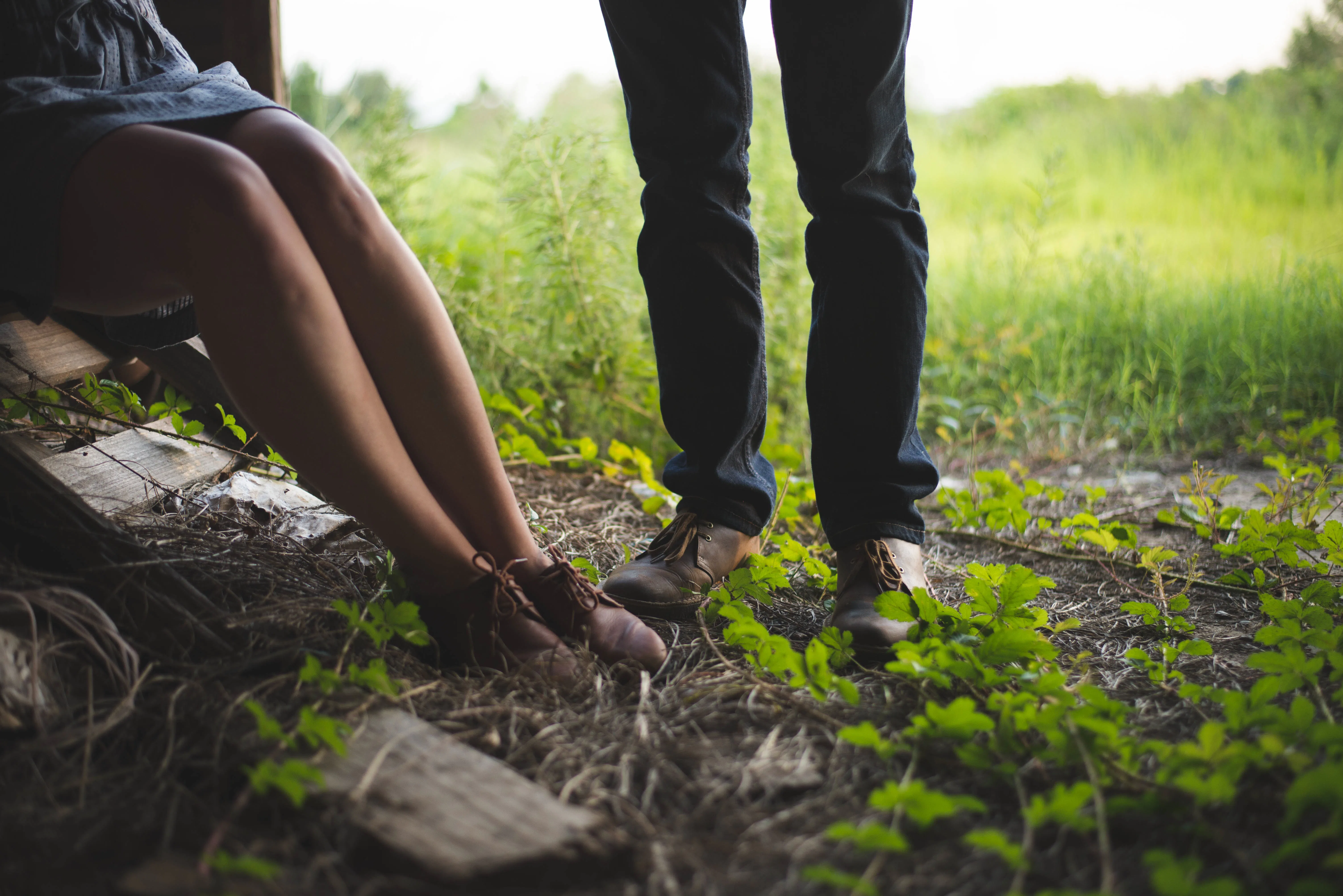 9 Body Language Tips That Make People Want To Be Around You More