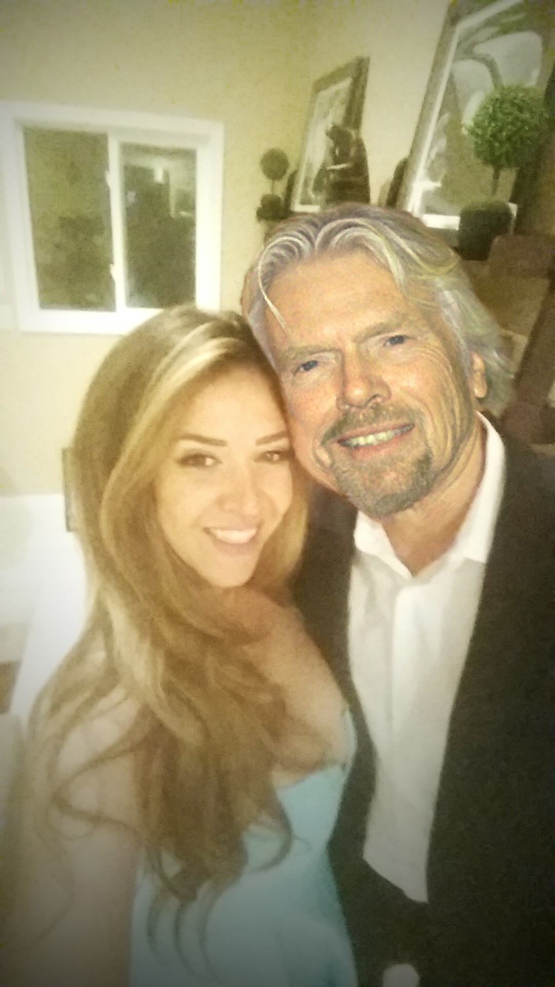 Woman Replaces Exes With Celebrities In Old Photos, Becomes The ...