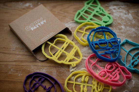 Customizable Face-Shaped Cookie Cutters Just Became The Only Acceptable ...