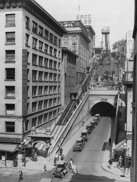 28 Unrecognizable Old Photos Of American Cities You Know, Love, And ...