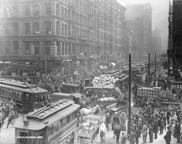 28 Unrecognizable Old Photos Of American Cities You Know, Love, And ...