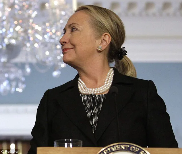 Last Minute Hillary Clinton Halloween Costume Ideas For Those Too Busy ...