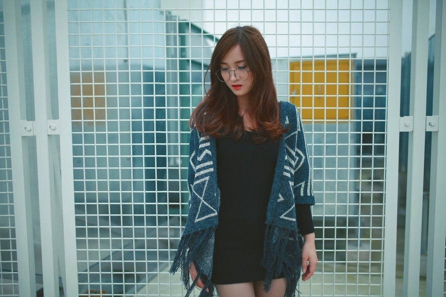 13 Subtle Signs You Might Be Coming Off As Unapproachable Without ...