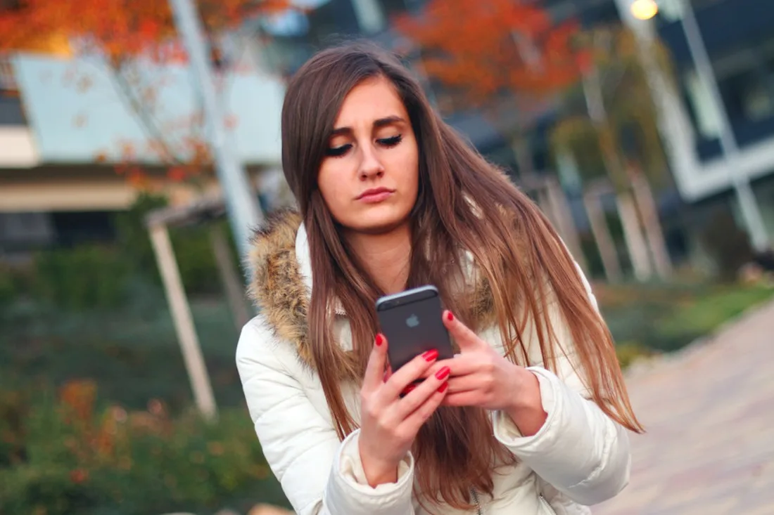 11 Weird Things That People Do In Relationships To Avoid If You Can