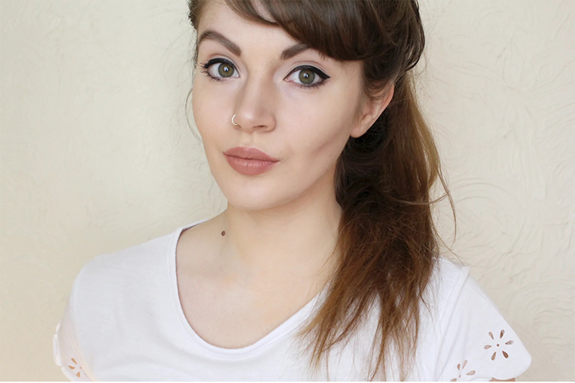 How To Cover Vitiligo Eyebrows With Makeup For A Boost Of Empowerment ...