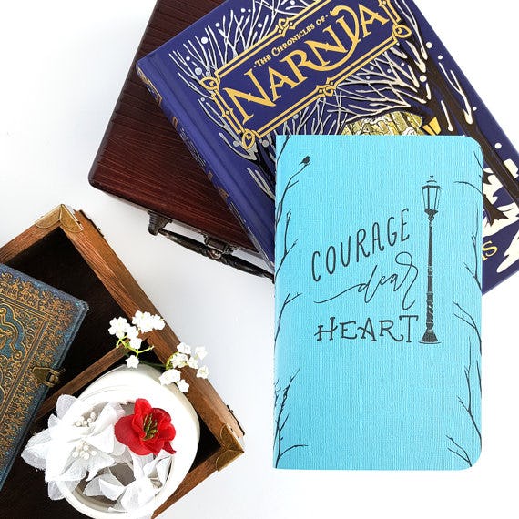 15 Magical Gifts For Fantasy Readers