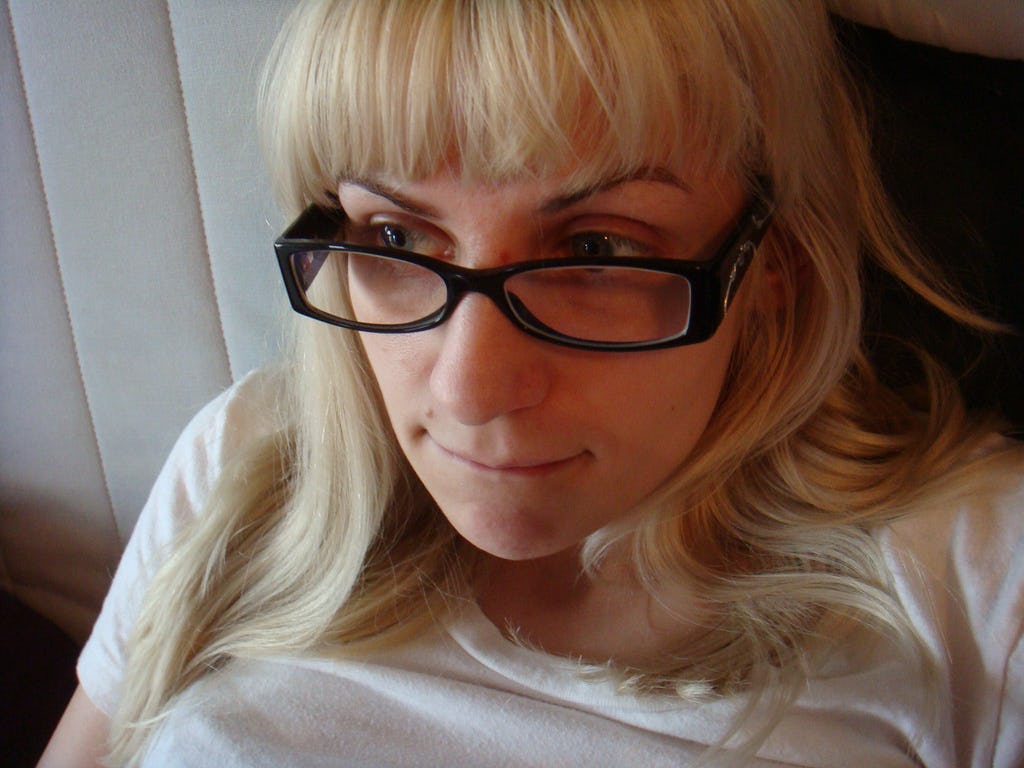 10 Little Signs You're Being Lied To & How To Deal With It