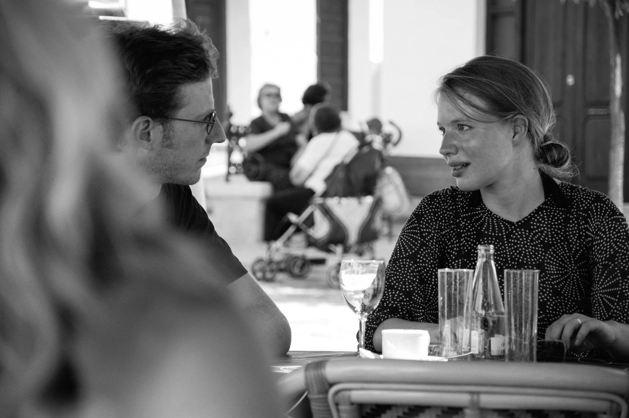 8 Signs You're Insecure In Your Relationship & How To Fix It