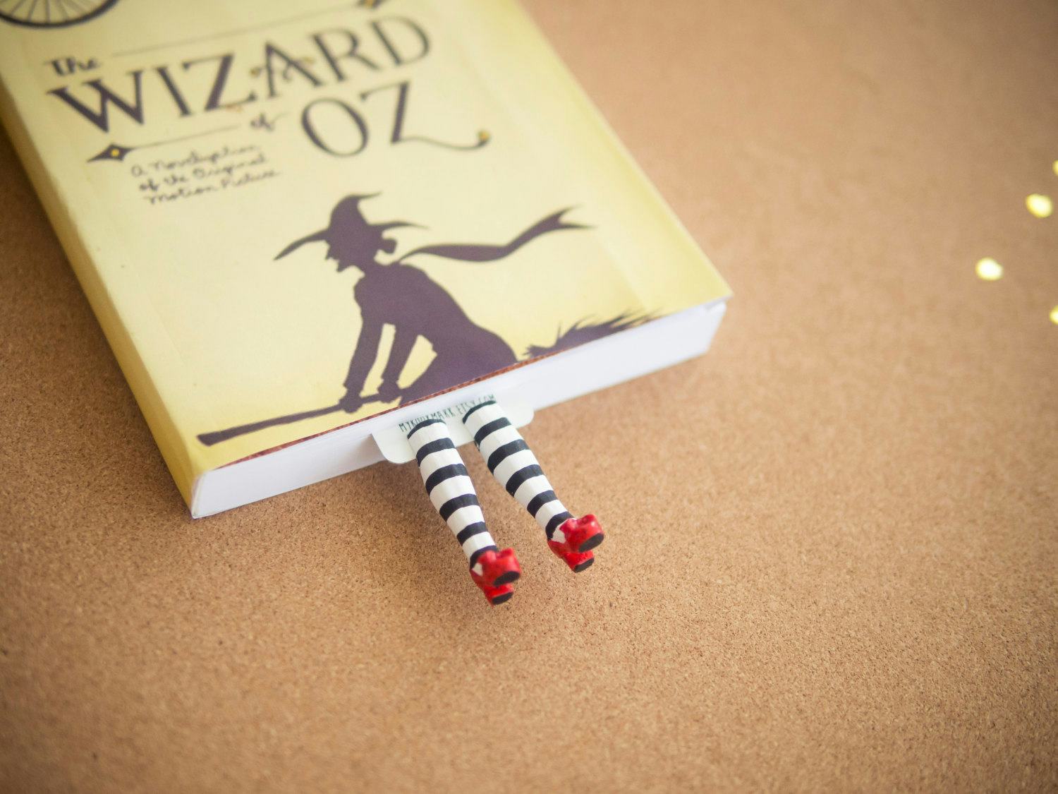 16 Adorable Bookmarks That Are Way Better Than Dog-Earring Pages