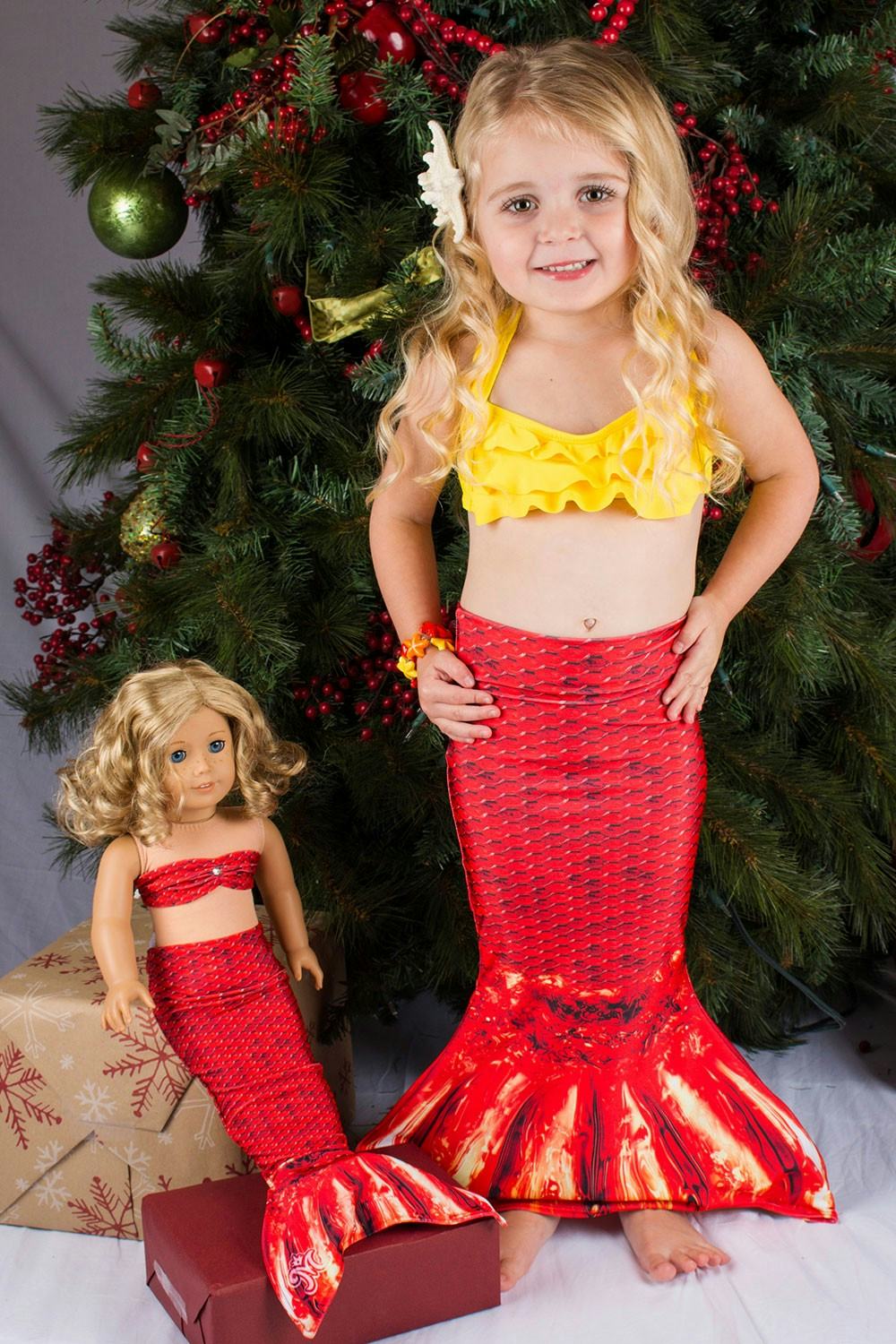 Jenna Dewan-Tatum & Daughter Wear Mermaid Tails That Are So Realistic ...