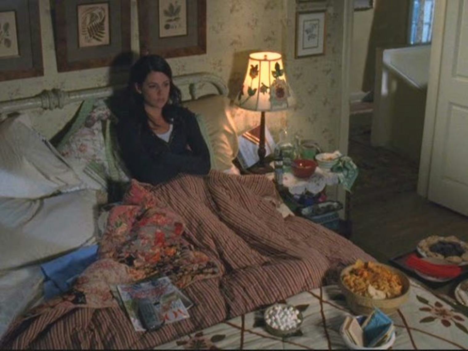 The 19 Most Memorable Lorelai Gilmore Outfits Will Give You All The